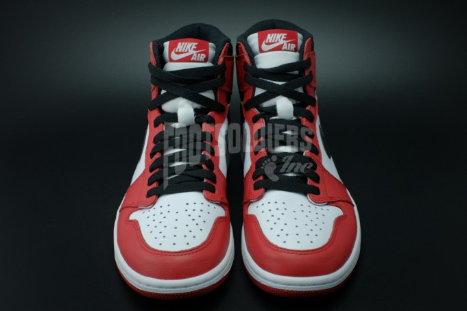 Air Jordan 1 Retro High OG Chicago 2015 - Release Date