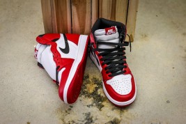 Air Jordan 1 Retro High OG Chicago 2015 - Release Date