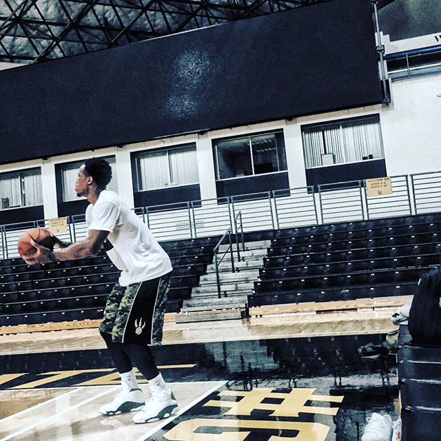 Celebrity “Weekly” Rotation - 풋셀 커뮤니티