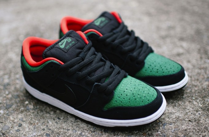 Nike SB Dunk Low Black George Green - Sneaker Bar Detroit