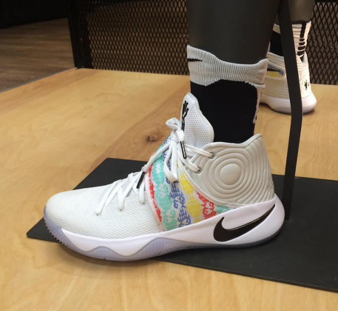 Nike Kyrie 2 The Academy - Sneaker Bar Detroit
