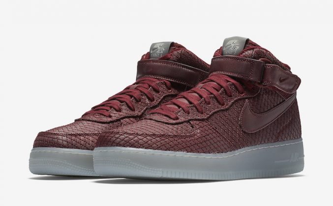 Nike Air Force 1 07 Mid LV8 Team Red - Sneaker Bar Detroit