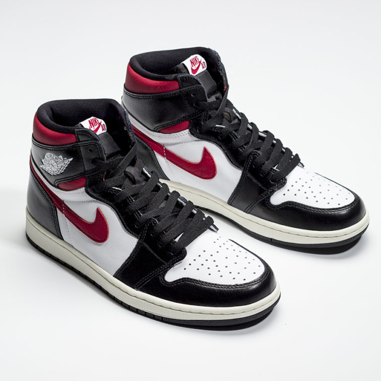 Air Jordan 1 Black White Gym Red 555088-061 Release Date - SBD