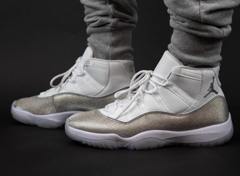 Air Jordan 11 WMNS White Metallic Silver Vast Grey AR0715-100 Release ...