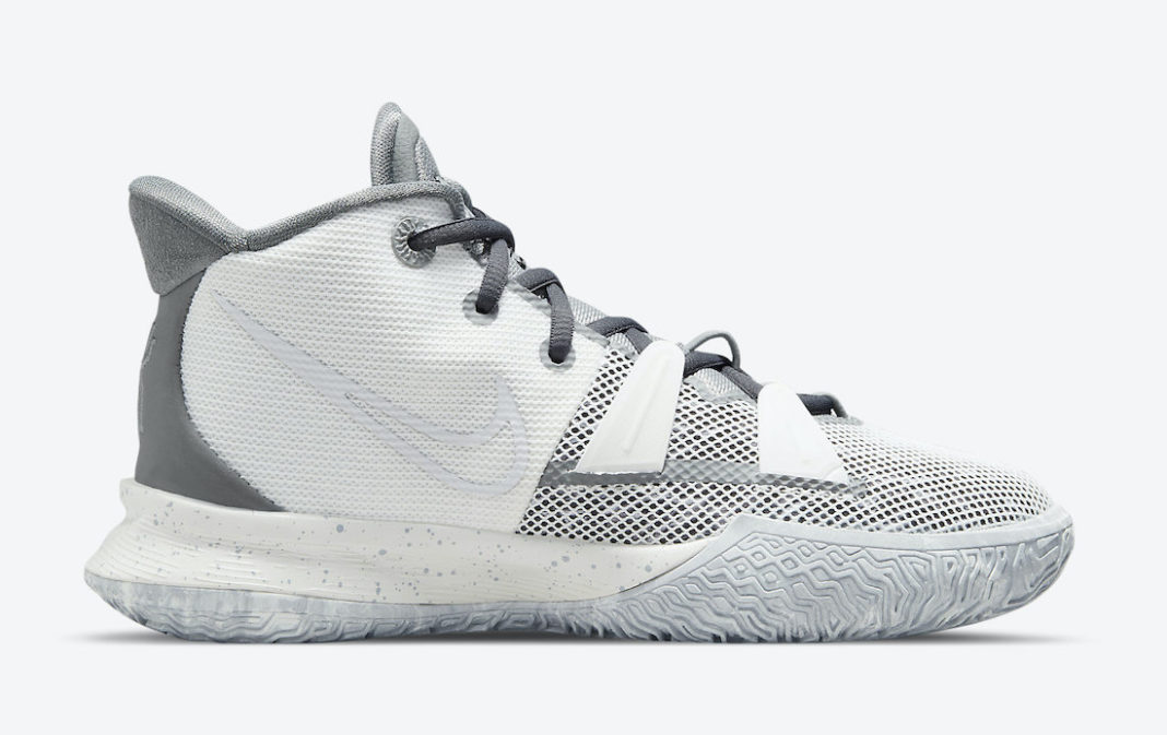 Nike Kyrie 7 GS Chip DB5624-011 Release Date - SBD