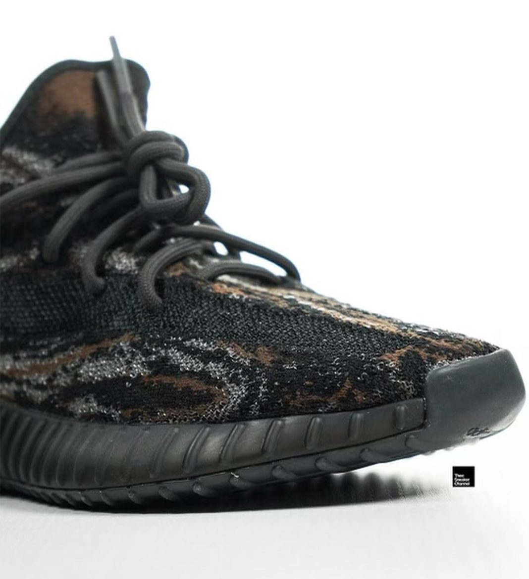 adidas Yeezy Boost 350 V2 MX Rock GW3774