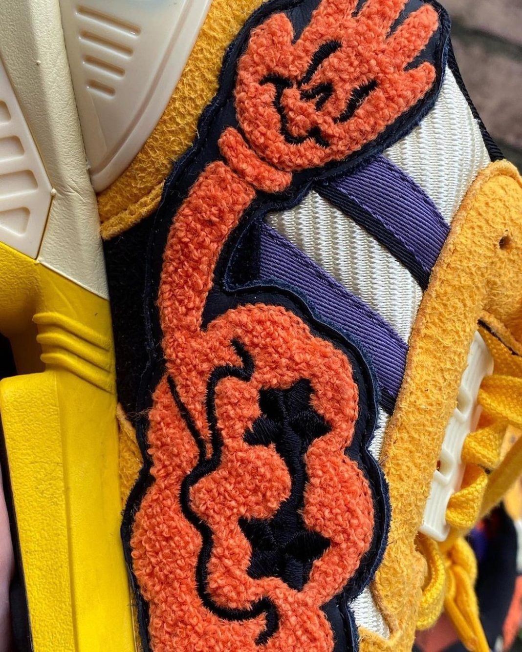 adidas ZX 8000 Halloween 2021 Release Date - Sneaker Bar Detroit
