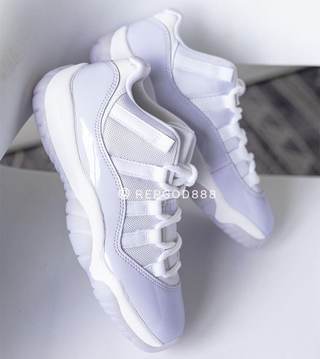Air Jordan 11 Low Pure Violet WMNS AH7860-101 Release Date - SBD