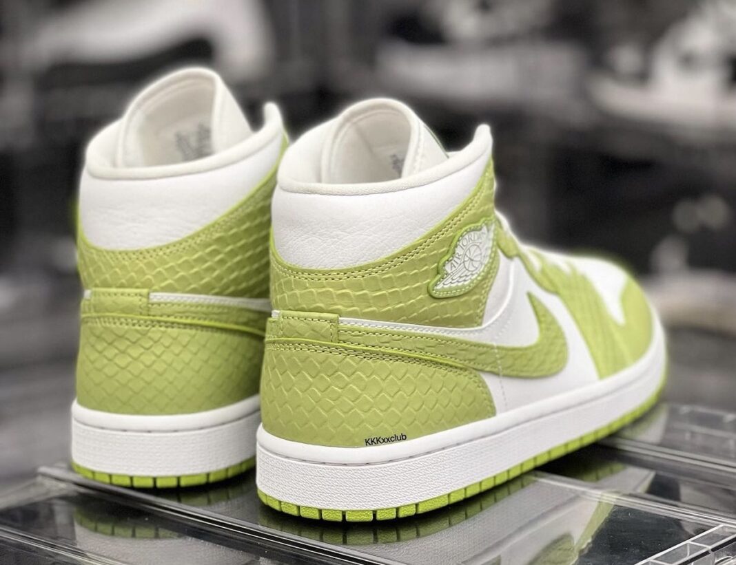 Air Jordan 1 Mid SE Green Python DV2959-113 Release Date | SBD