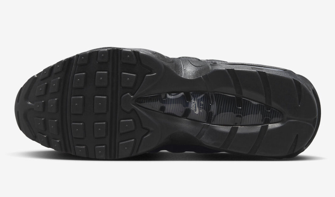 Nike Air Max 95 Triple Black FN7273-001 Release Date | SBD