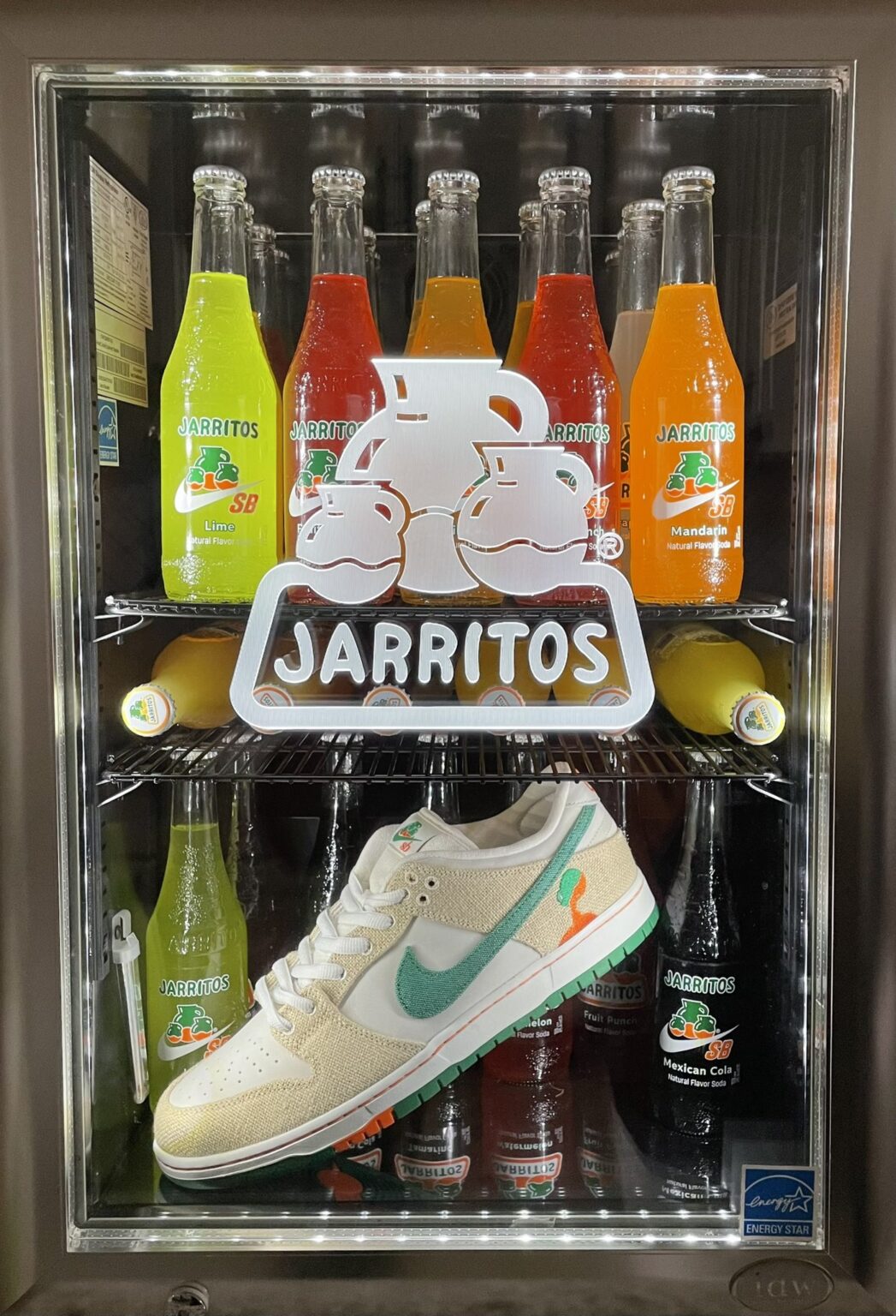 Jarritos x Nike SB Dunk Low FD0860-001 | SBD