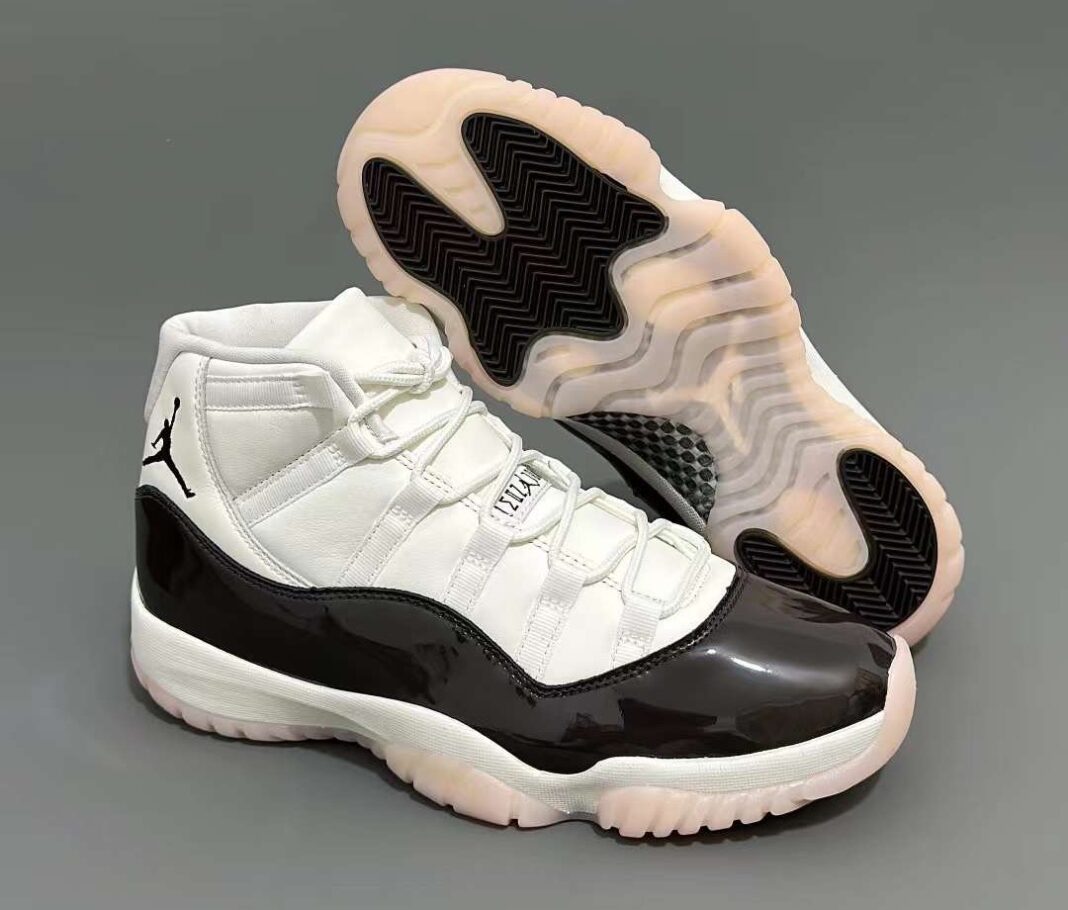 Women's Air Jordan 11 Neapolitan AR0715-101