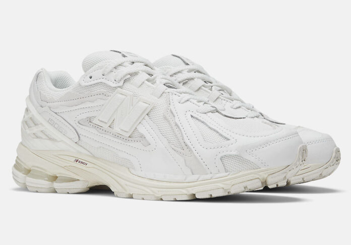 New Balance 1906R Protection Pack White M1906DE | SBD