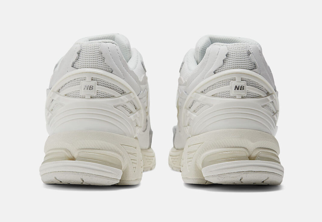 New Balance 1906R Protection Pack White M1906DE | SBD
