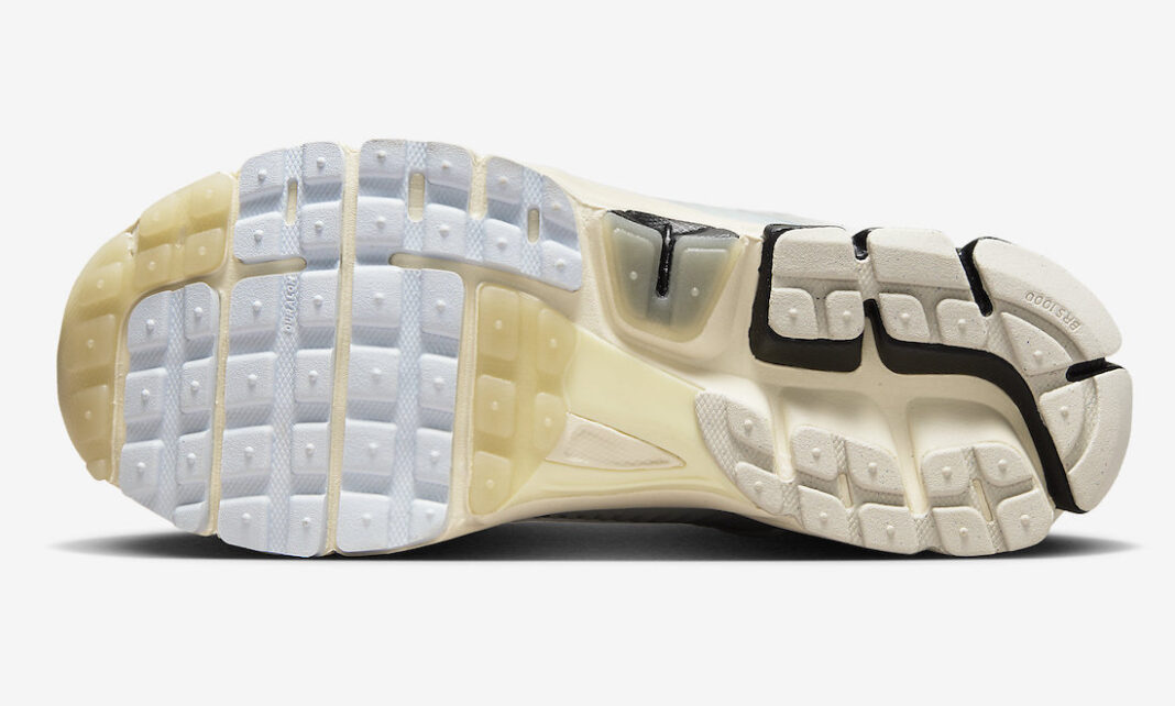 Nike Zoom Vomero 5 Supersonic FN7649-110 | SBD