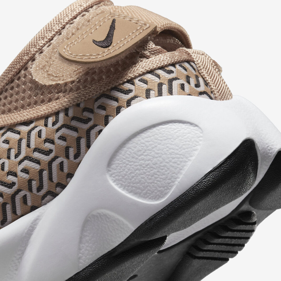 Nike Air Rift United in Victory FB2366-200