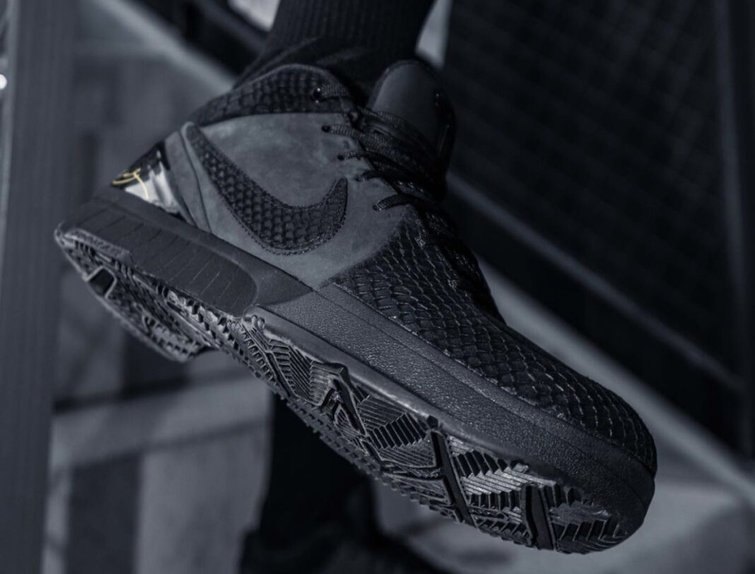 Nike Kobe 4 Protro Black Mamba FQ3544-001