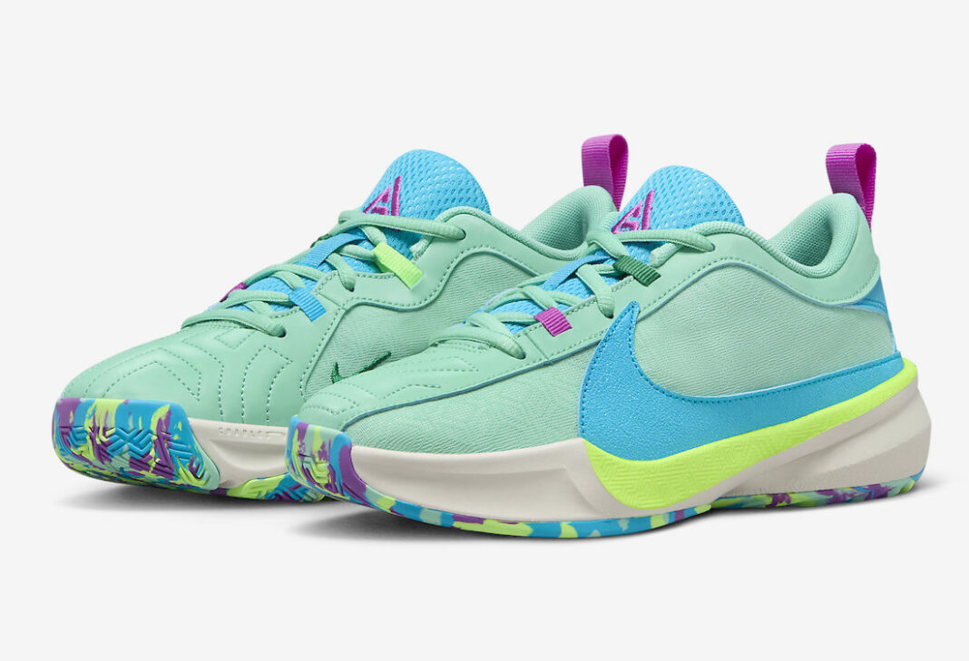 Nike Zoom Freak 5 Greece x Nigeria DX4985-400