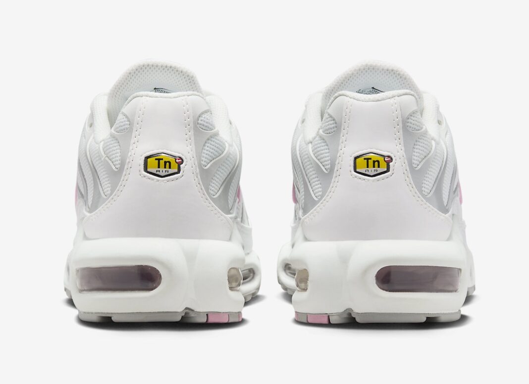 Nike Air Max Plus Pink Rise HF0107-100