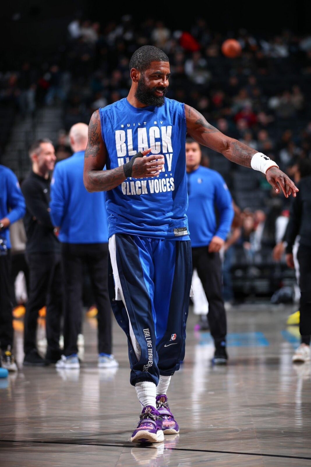 Kyrie Irving Anta Kai 1 Artist On Court