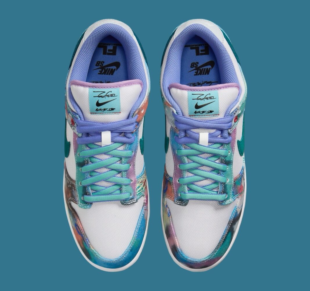 Futura Laboratories x Nike SB Dunk Low 2024 HF6061-400