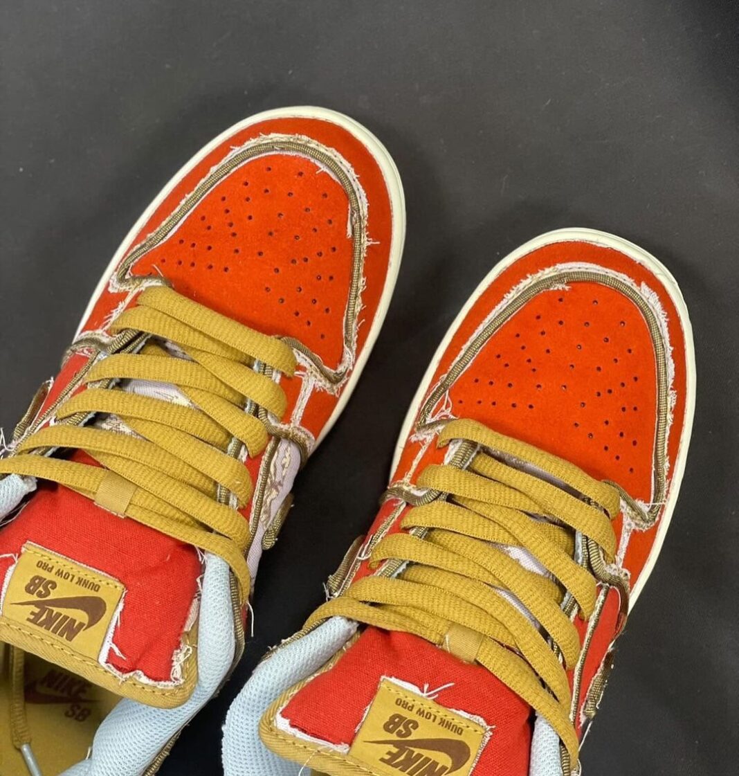 Nike SB Dunk Low City of Style FN5880-001