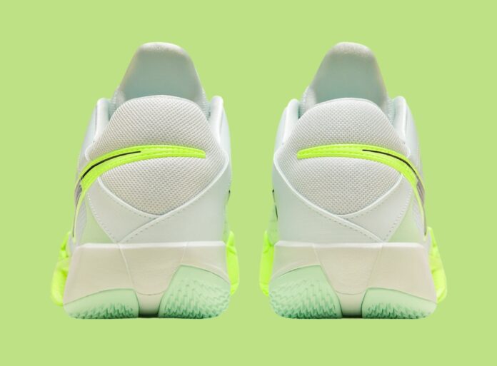 Nike GT Cut Cross Barely Green HF0218-300 Barely Grape HF0218-100