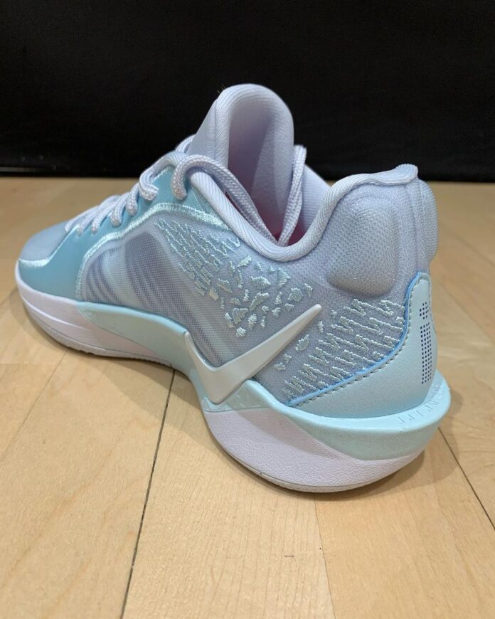 Nike Sabrina 2 Conductor FQ2174-002