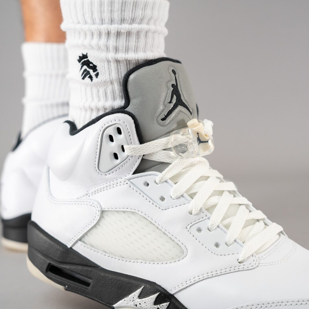 Air Jordan 5 White Black DD0587-110