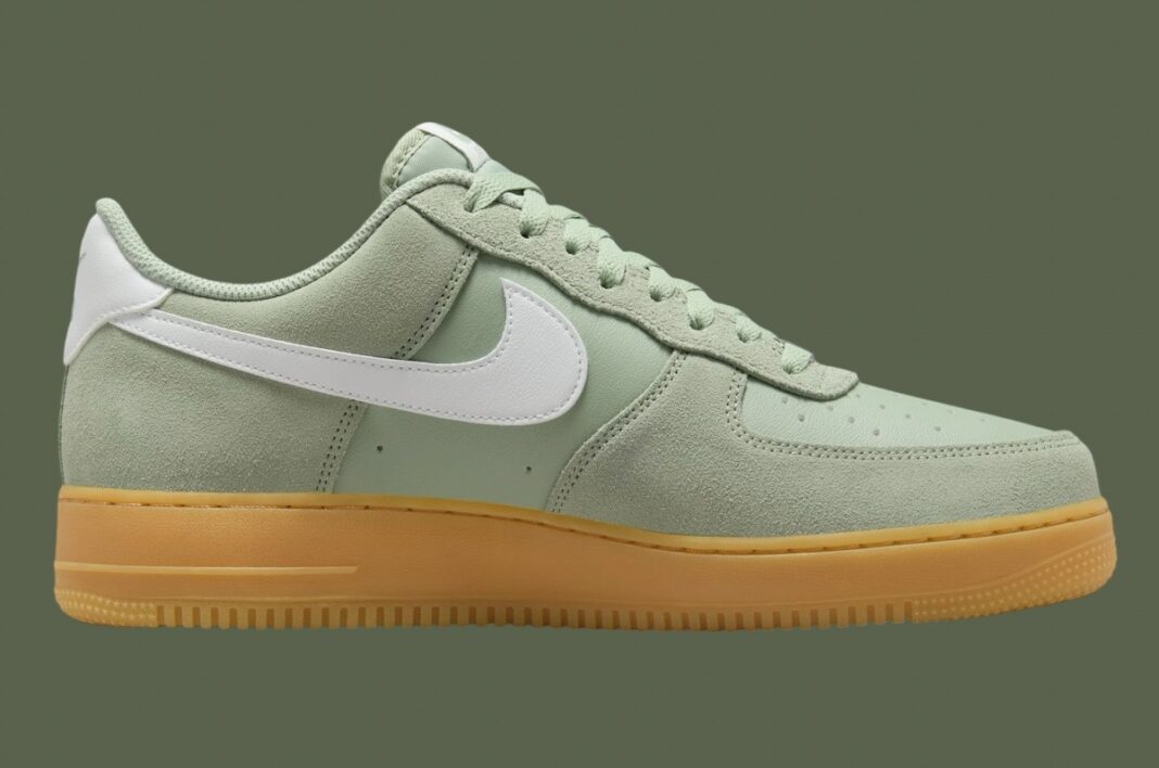 Nike Air Force 1 Low Jade Horizon FQ8714-300