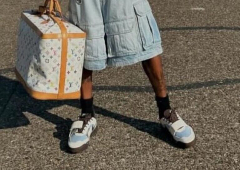 Travis Scott Nike Zoom Field Jaxx Leche Blue HQ3072-400