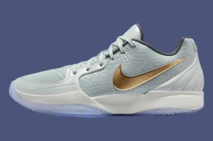 Nike Ja 2 Christmas Tree Topper FV6070-002