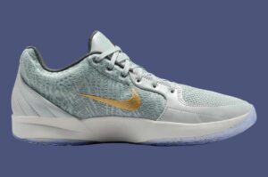 Nike Ja 2 Christmas Tree Topper FV6070-002