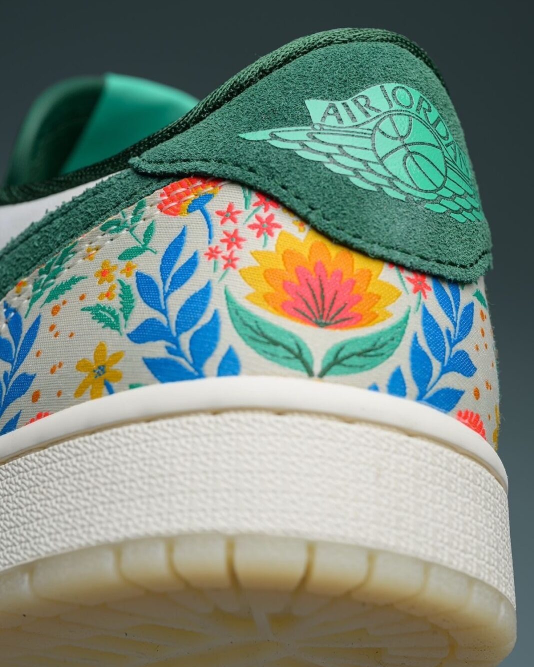 Jayson Tatum x Air Jordan 1 Low OG Welcome to the Garden