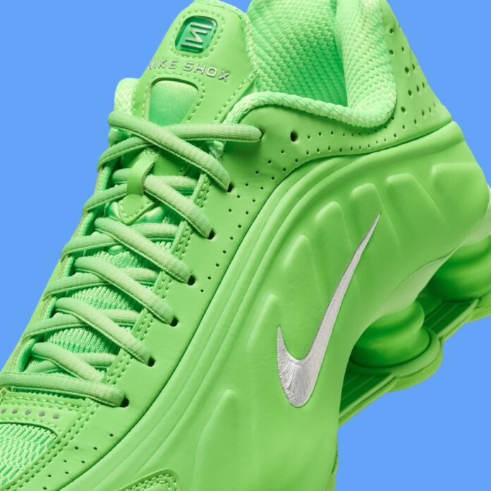 Nike Shox R4 Green Strike HV0839-398