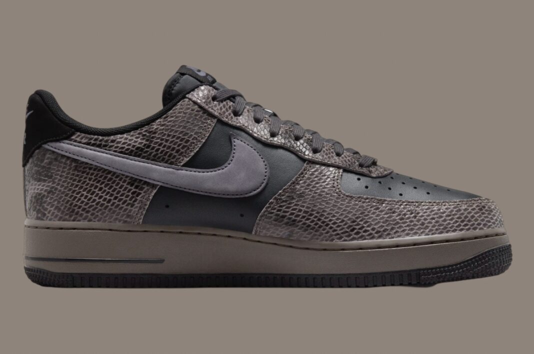 Nike Air Force 1 Low Snakeskin HF2898-001