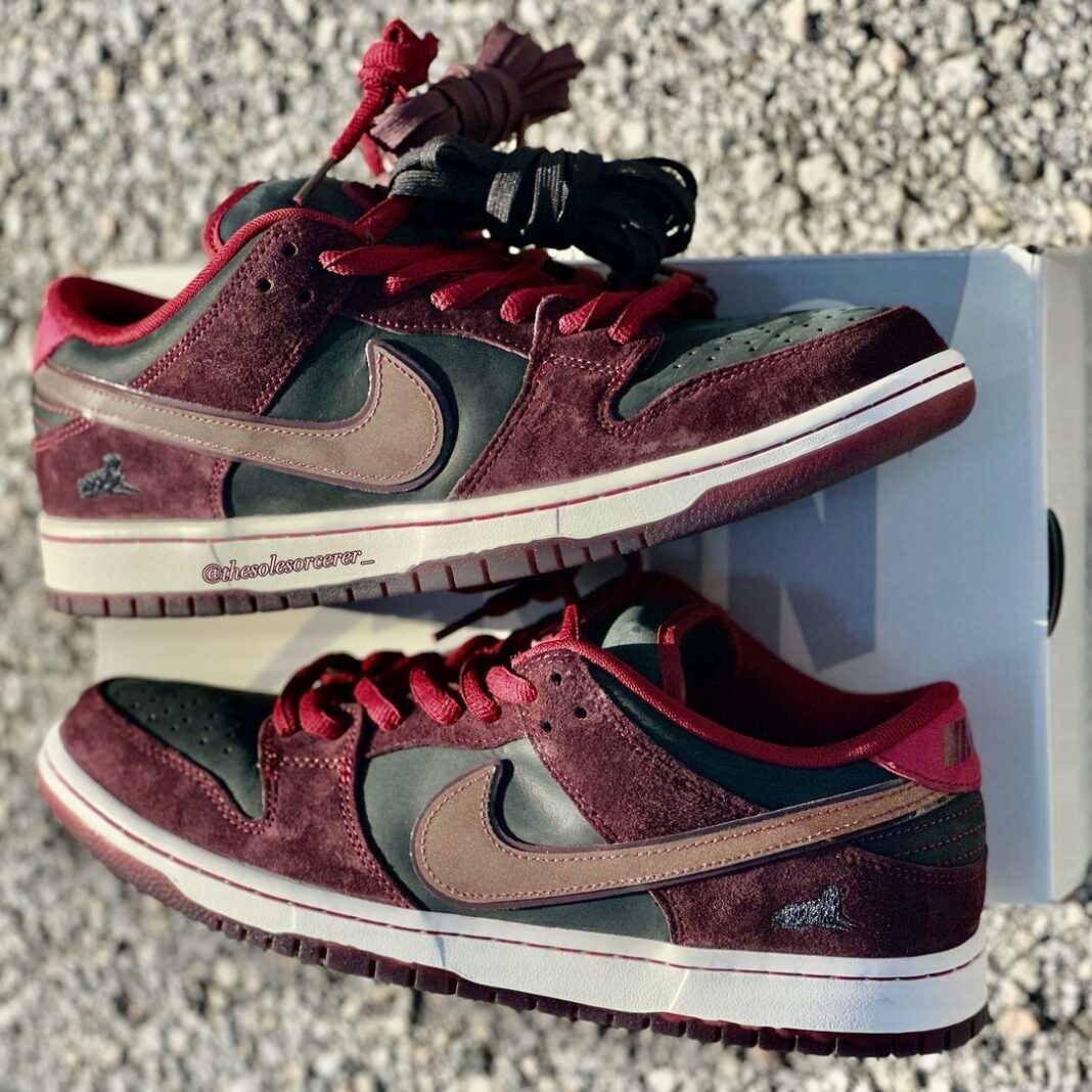 Riot Skateshop x Nike SB Dunk Low FZ1289-200