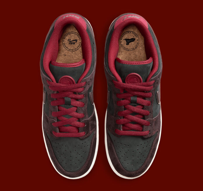 Riot Skateshop x Nike SB Dunk Low FZ1289-200