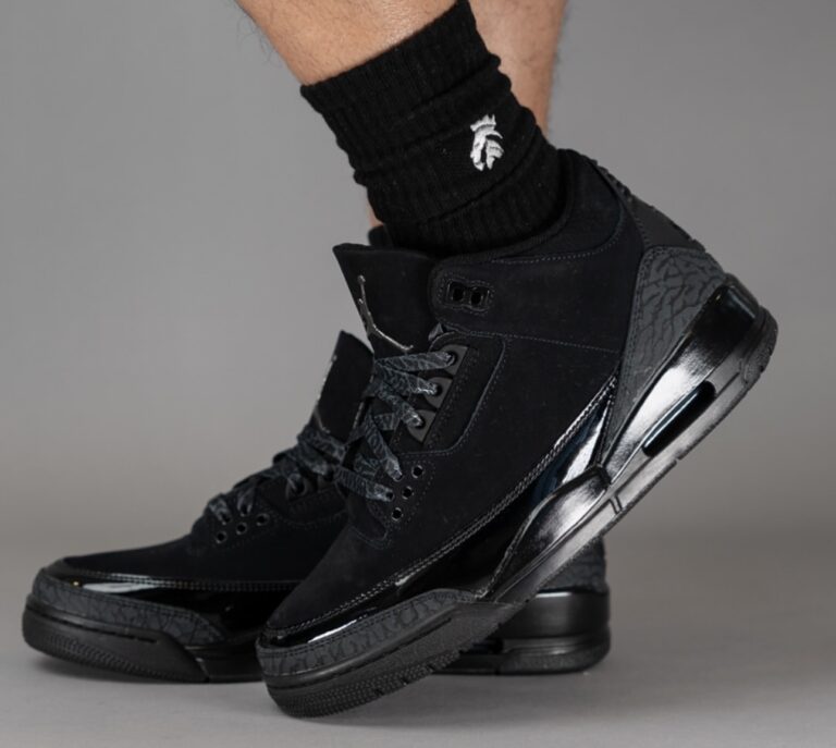Air Jordan 3 Black Cat 2025 CT8532-001