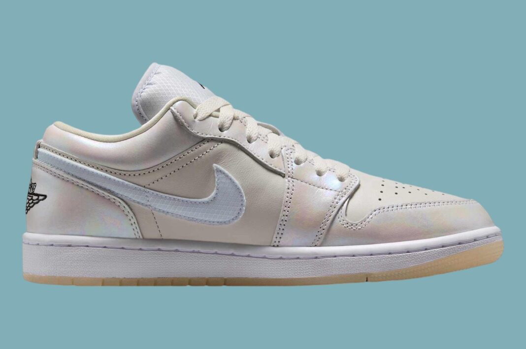 Air Jordan 1 Low WMNS Year of the Snake HF4080-001