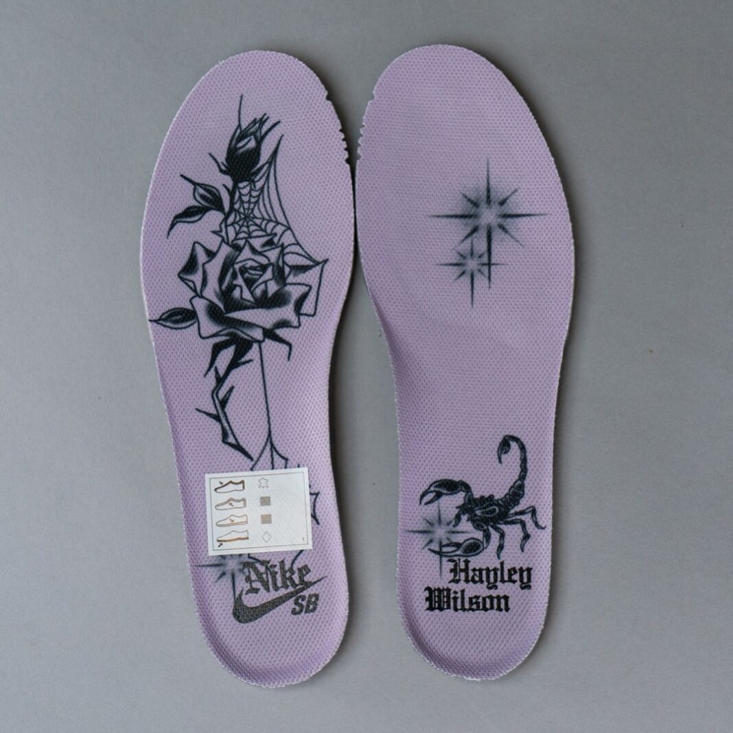 Hayley Wilson x Nike SB Dunk Low HJ0513-500