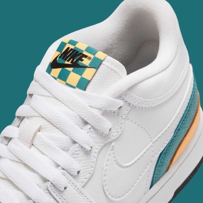 Nike Attack Year of the Snake HF3056-100