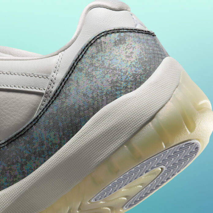 Air Jordan 11 Low CNY Year of the Snake HQ7000-001