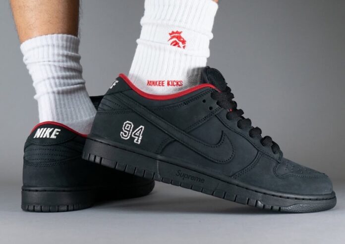 Supreme x Nike SB Dunk Low Black HQ8487-001