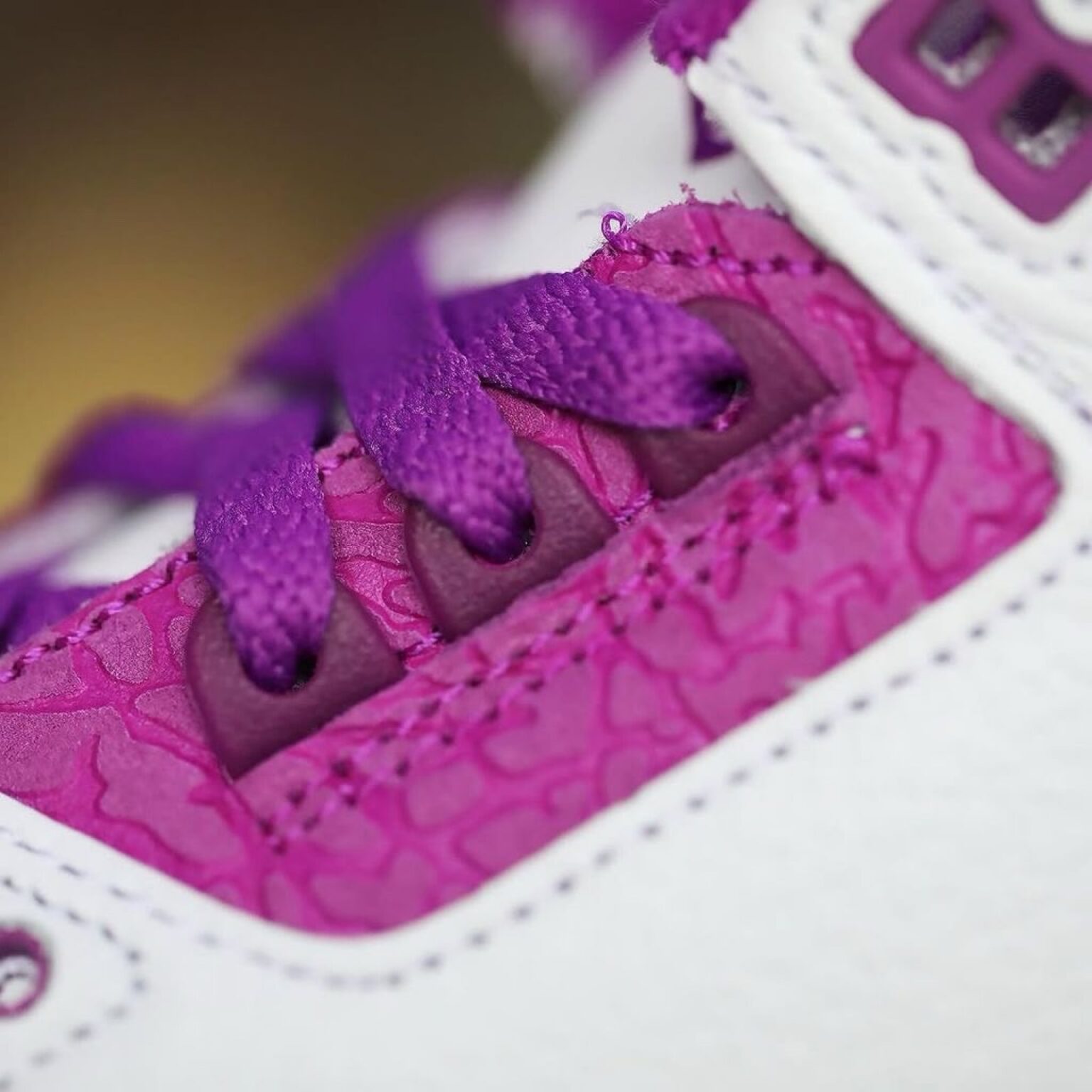 Air Jordan 3 GS Vivid Purple HQ0784-100