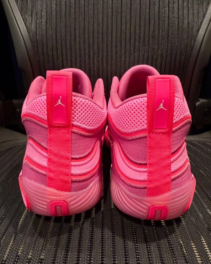 Jordan Tatum 3 Breast Cancer Awareness PE