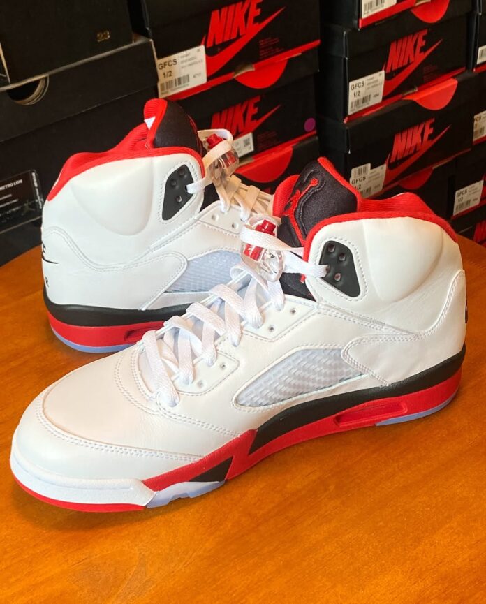 Air Jordan 5 Fire Red Black Tongue HQ7978-101