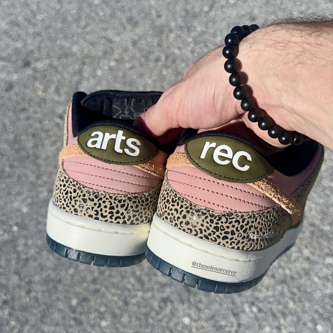 Arts-Rec Nike SB Dunk Low IH3211-200