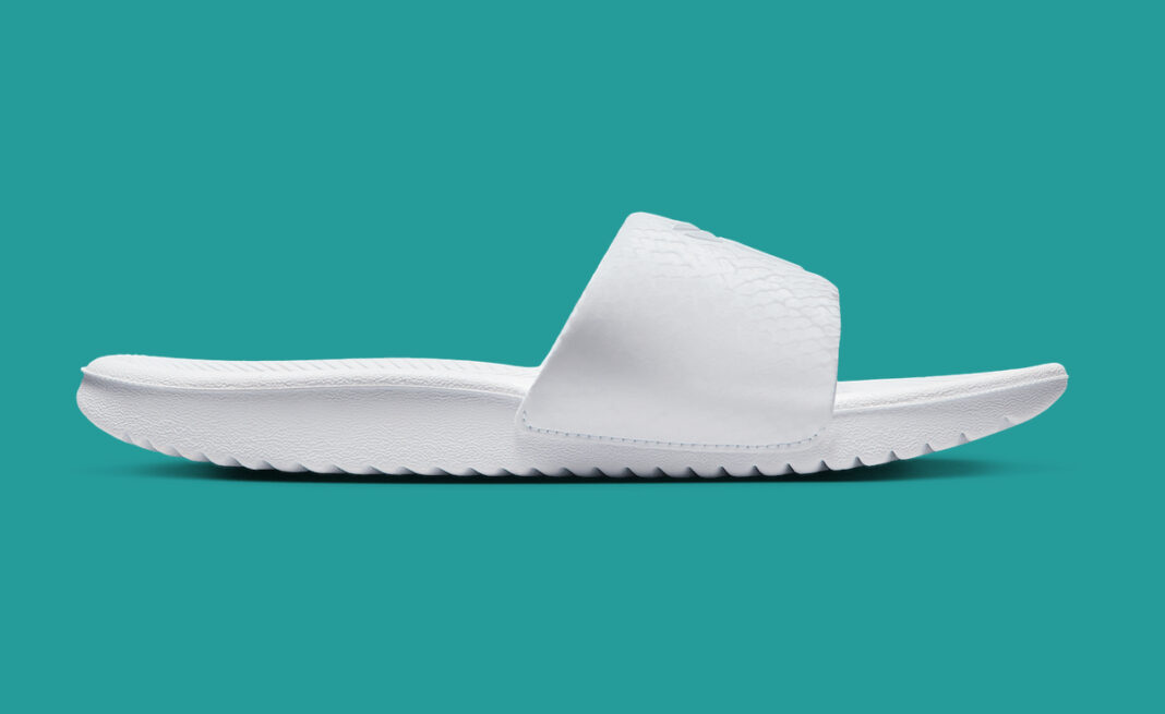 Nike Kobe Offcourt Slides White IF2870-100