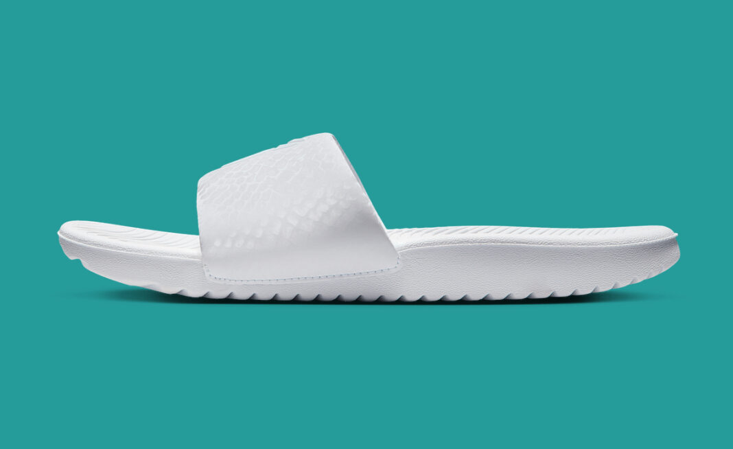 Nike Kobe Offcourt Slides White IF2870-100